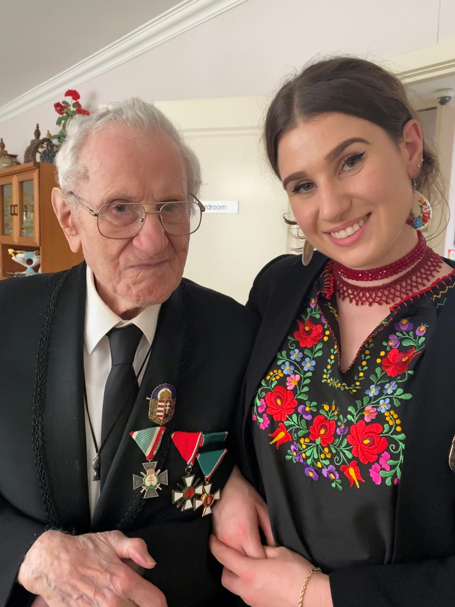 The oldest vitéz in the world honoured in Melbourne - Vitézi Rend